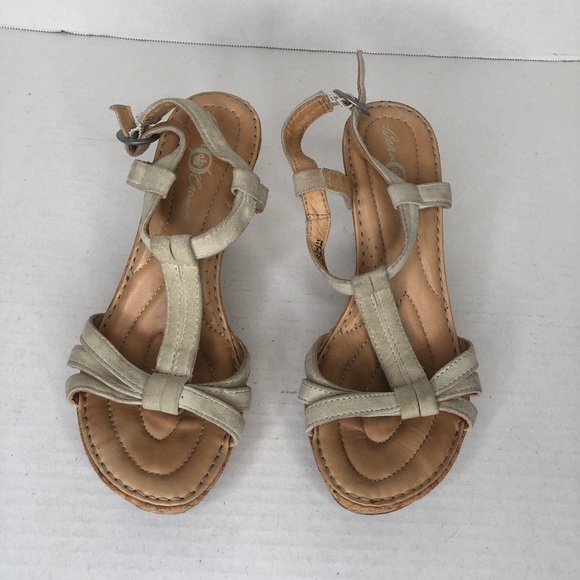 Born | Shoes | 425 Born Crown Healed Sandals | Poshmark